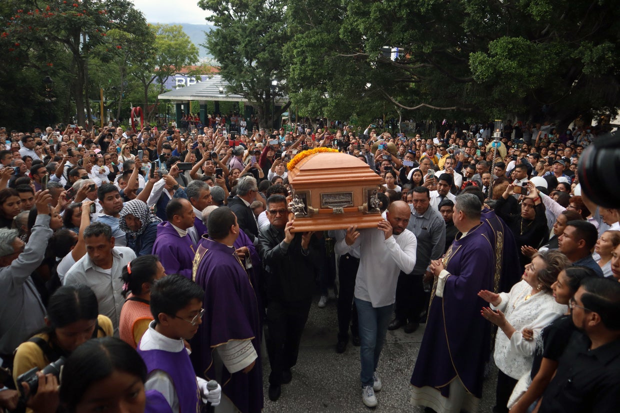 After newly elected mayor is beheaded in Mexico, others ask federal ...