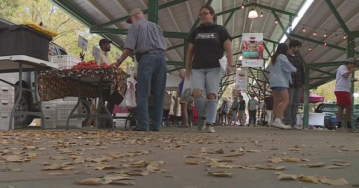 Davis Farmers Market one of the best in the West, study says - CBS ...