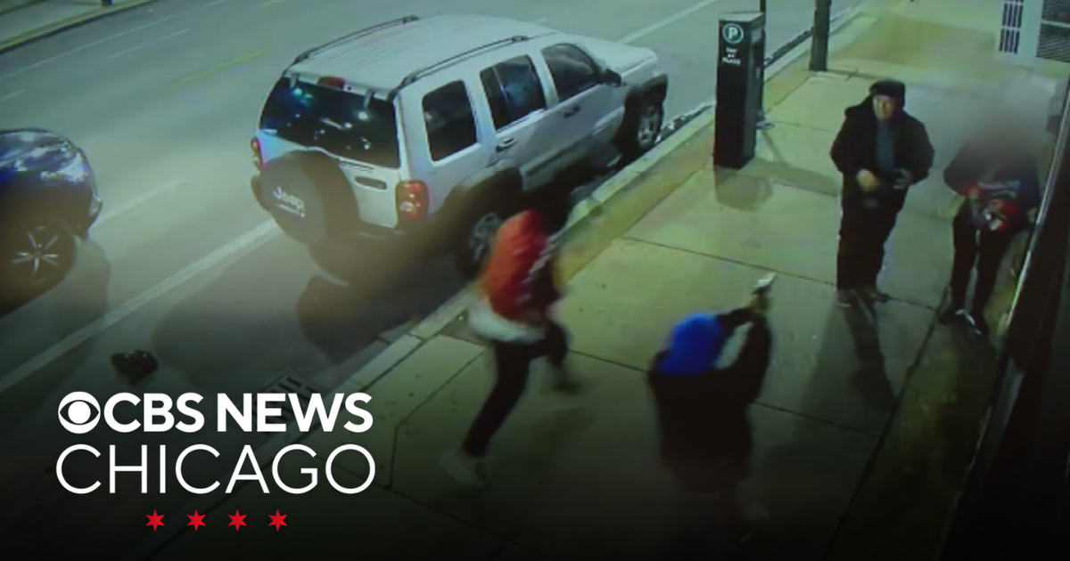 Couple kidnapped, forced to withdraw money from Chicago ATMs at ...