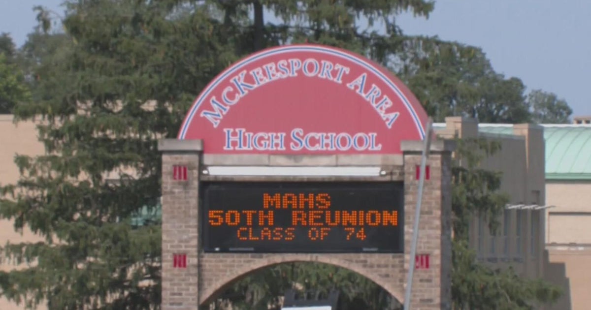 Pennsylvania teacher faces allegations of sexual misconduct - CBS ...