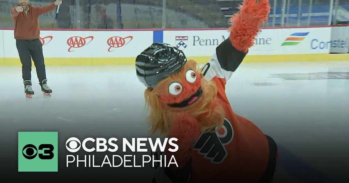 Tape-to-tape pass from Gritty leads to Ross DiMattei's practice goal as ...