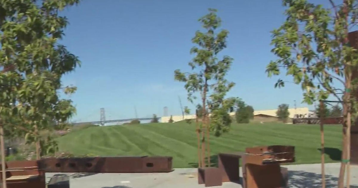 Bayfront Park next to San Francisco Chase Center opens - CBS San Francisco