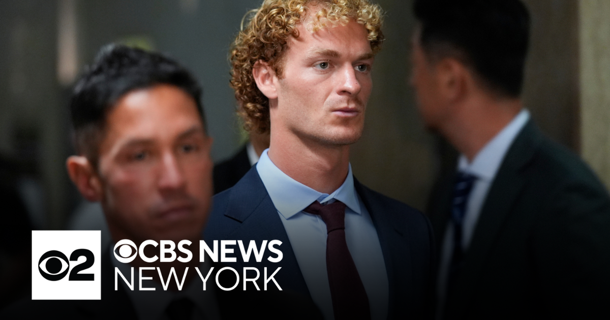 Daniel Penny case raises questions about subway safety - CBS New York