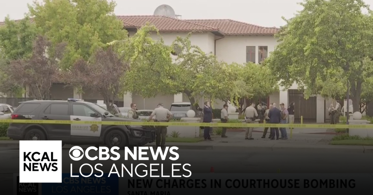 Man who threw bomb into Santa Maria courthouse charged with "using ...