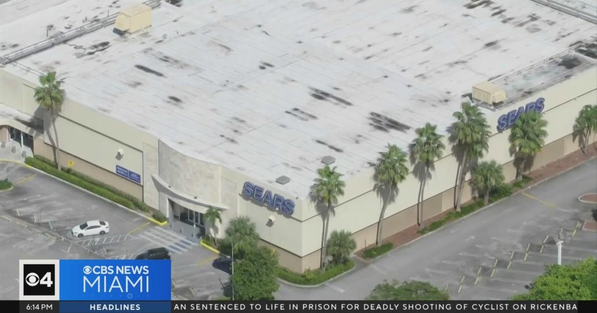 Coral Gate residents celebrate amended "Live Local Act" - CBS Miami