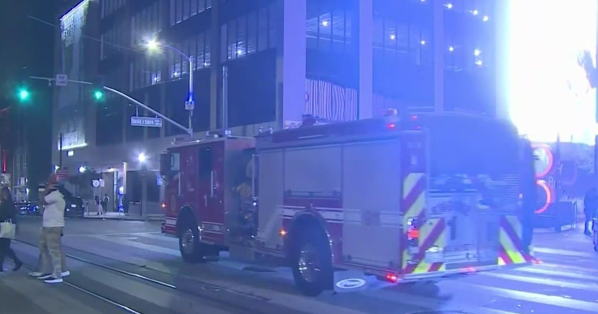 Rod Wave concert-goer describes chaos at Golden 1 Center - CBS Sacramento