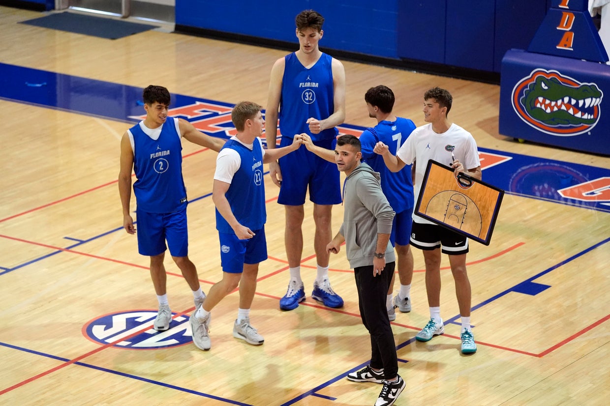 At 7 feet, 9 inches, Gators' Olivier Rioux is world's tallest teen ...