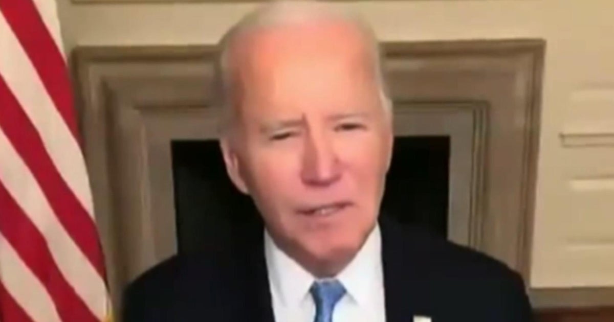 What to know about Biden's "garbage" comment - CBS News