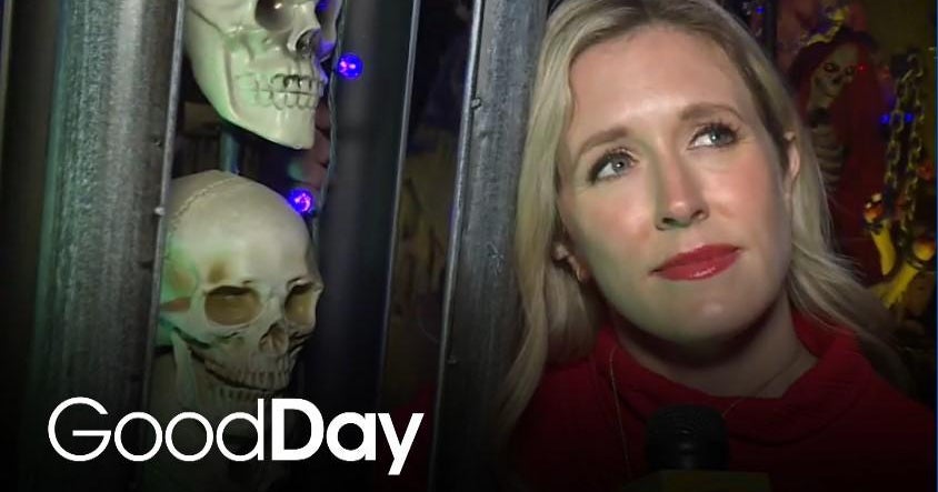 Molly takes a tour of the skeleton-packed spooky house! - Good Day ...