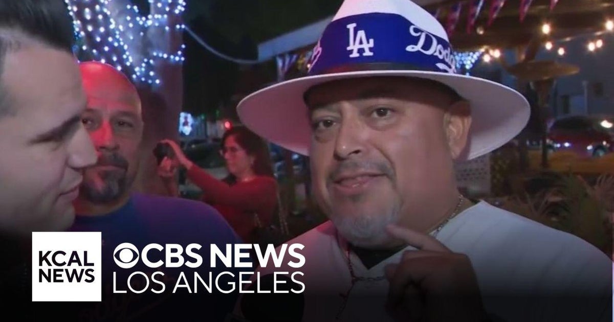 Fans celebrate Dodgers World Series win - CBS Los Angeles