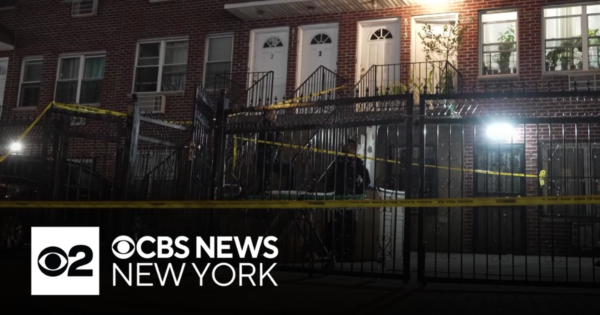 3 killed in shooting inside Bronx home - CBS New York