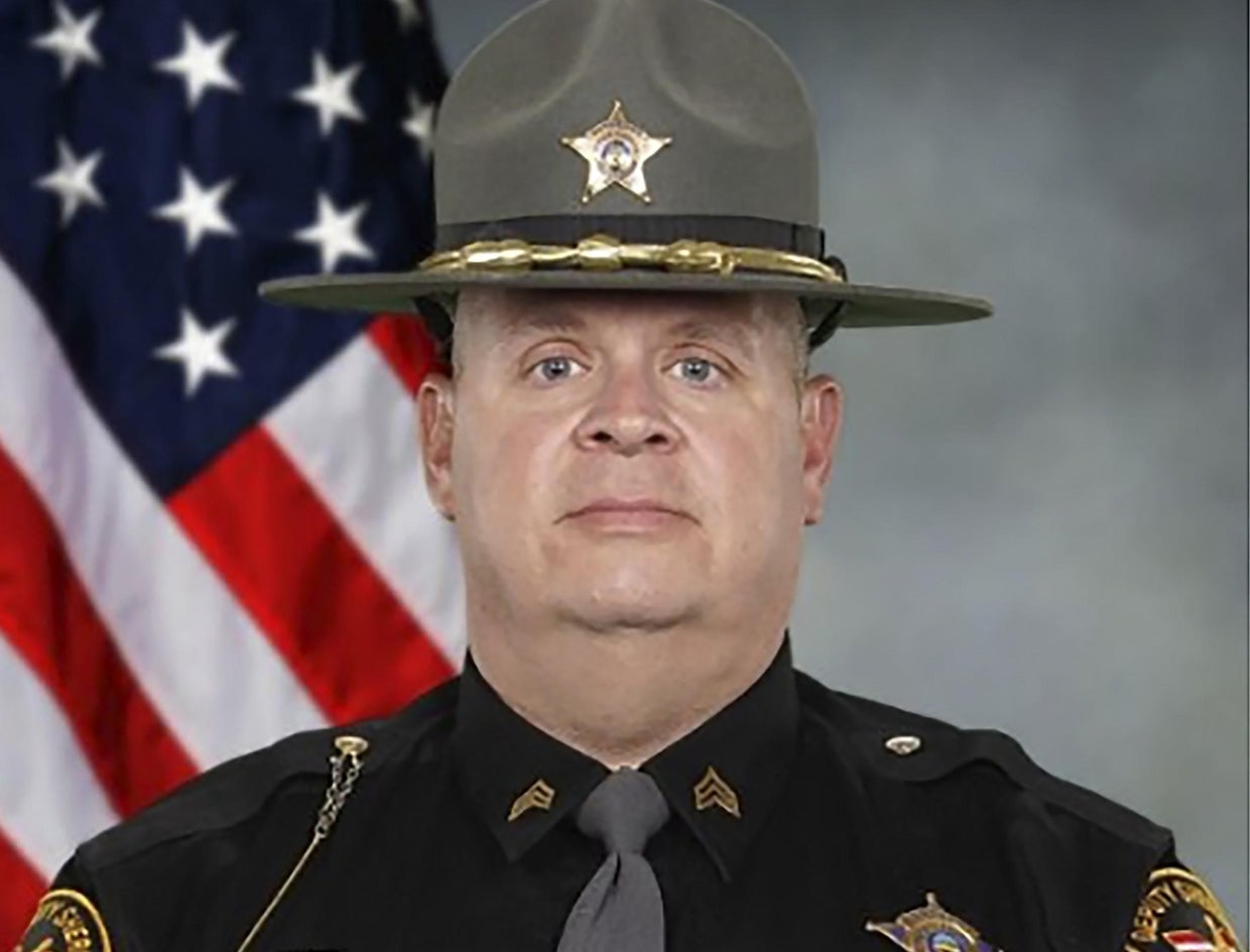Ohio sheriff's lieutenant who declared he "won't help Democrats" issues ...