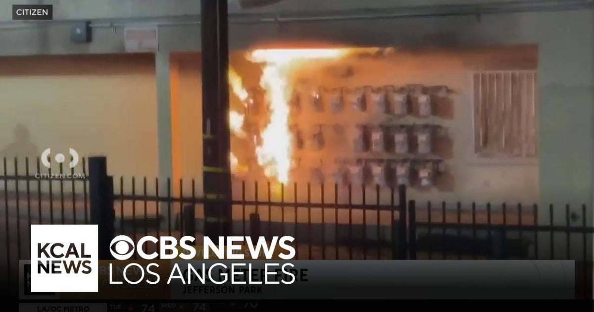 Gas meter fire in Jefferson Park awakens neighbors to loud explosions ...