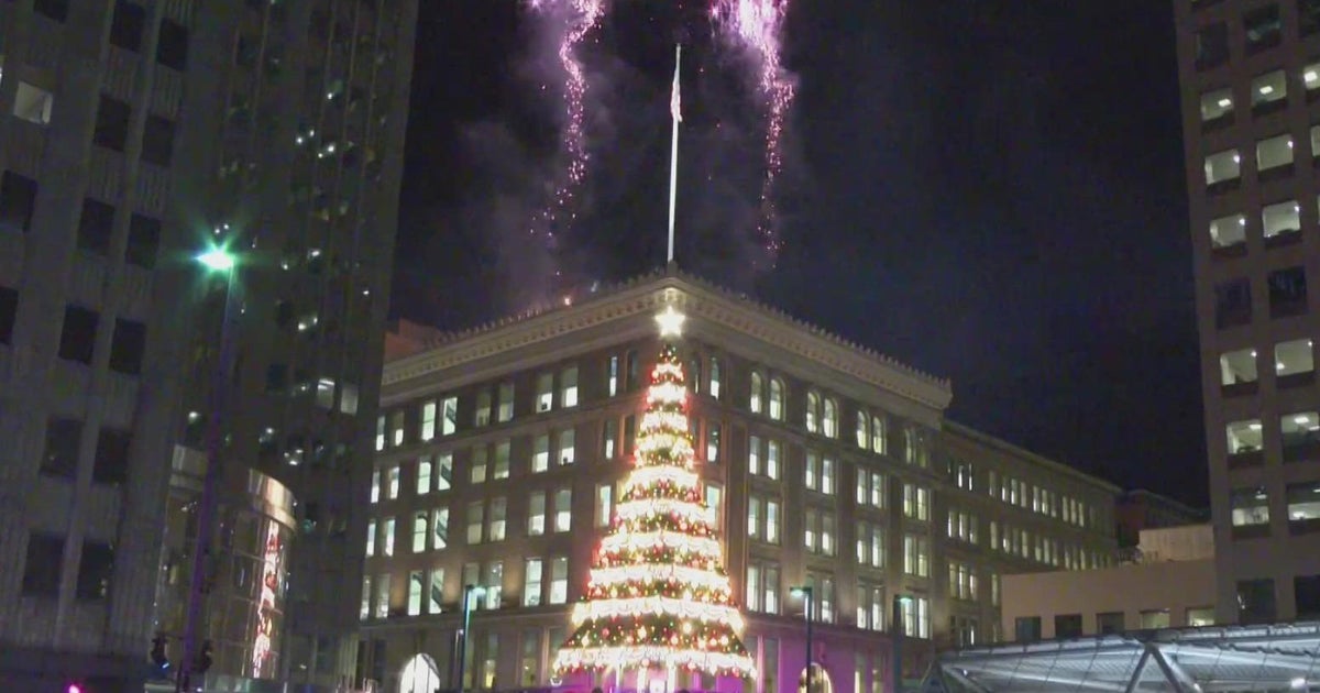 Plans unveiled for Pittsburgh's annual Light Up Night celebration - CBS ...
