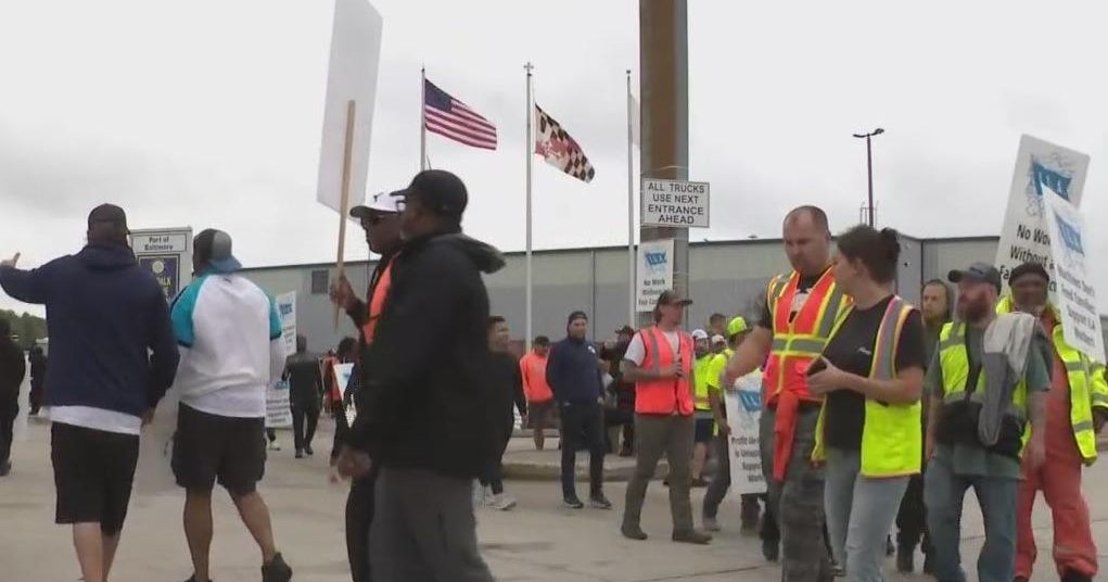 Union talks could lead to port worker's strike in January; Maryland ...