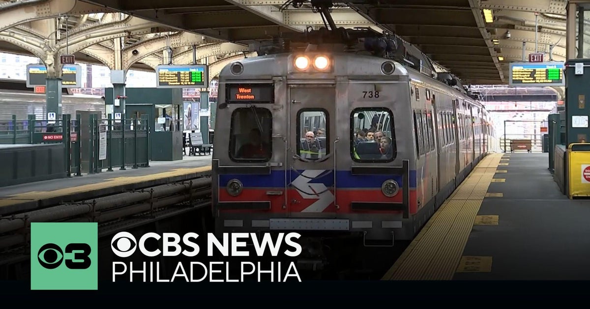 SEPTA pauses "bus revolution" plan as it faces fiscal cliff - CBS ...