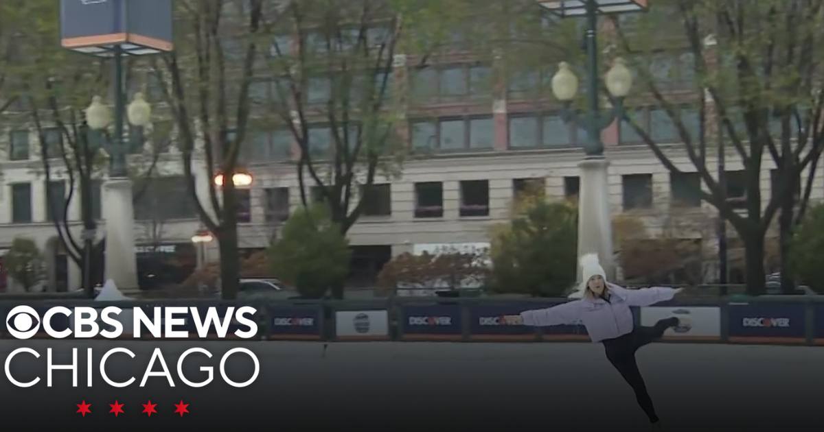 111th Chicago Christmas tree lighting ceremony Friday night - CBS Chicago