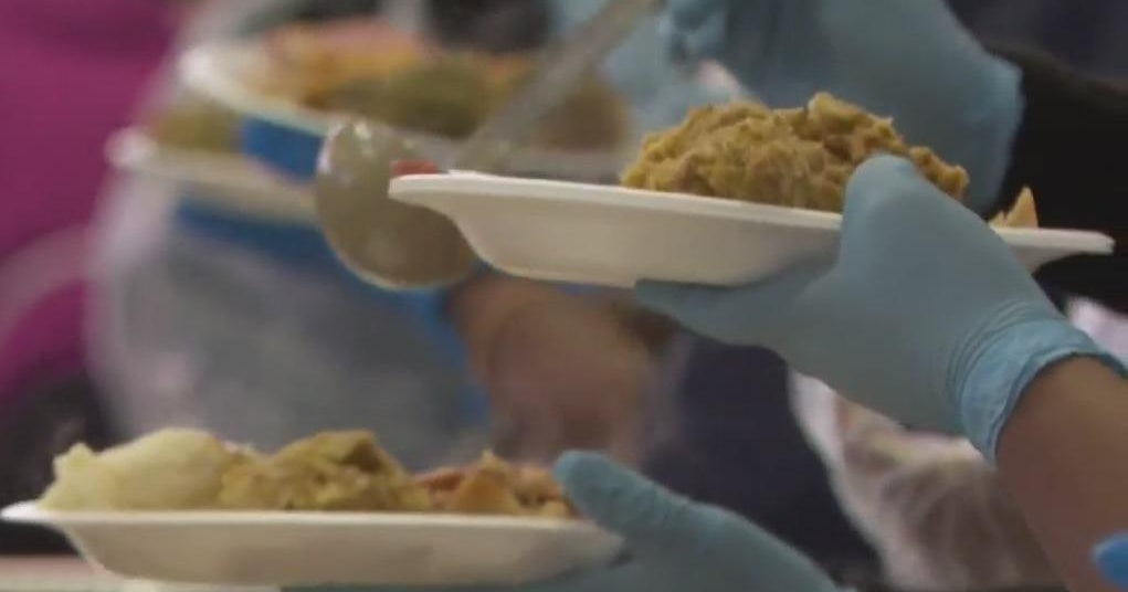 Bea Gaddy Family Centers continues annual Thanksgiving dinner tradition ...