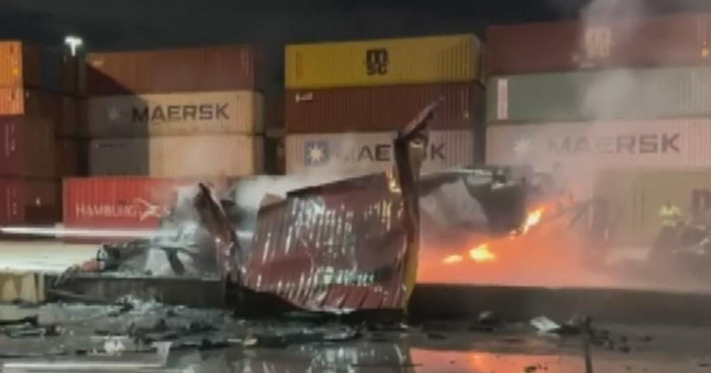 Vehicle causes cargo container fire at PortMiami - CBS Miami