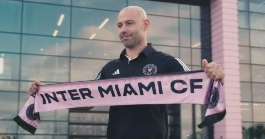 New Inter Miami coach arrives in South Florida - CBS Miami
