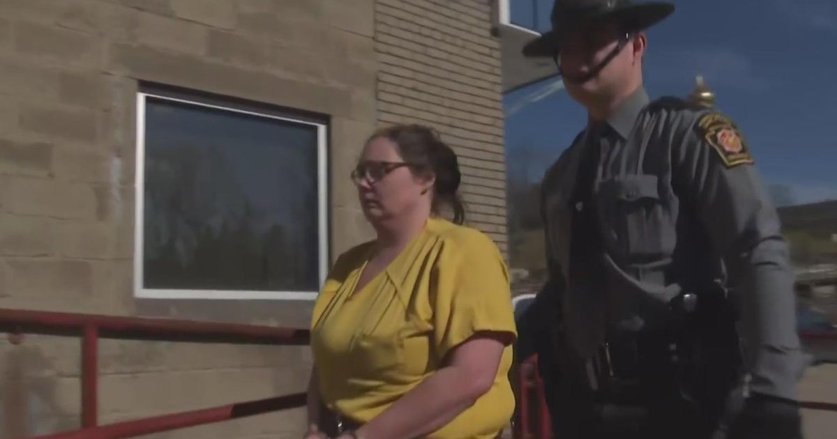 Pittsburgh-area mother accused of locking 6-year-old daughter in cage ...