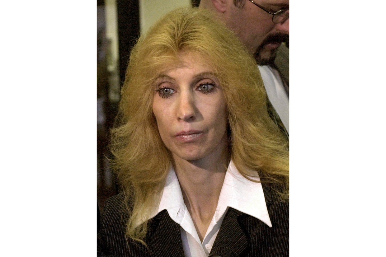 Debbie Nelson, mother of rapper Eminem, dies at 69 - CBS News