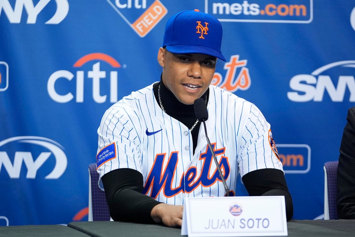 Mets introduce Juan Soto at Citi Field after record-breaking deal - CBS ...