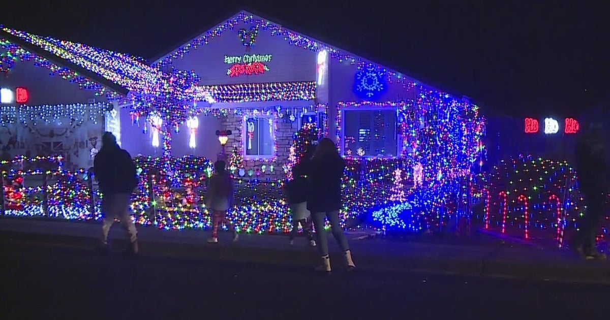 Cleanup on Candy Cane Lane: Kids rally support for Vacaville Christmas ...