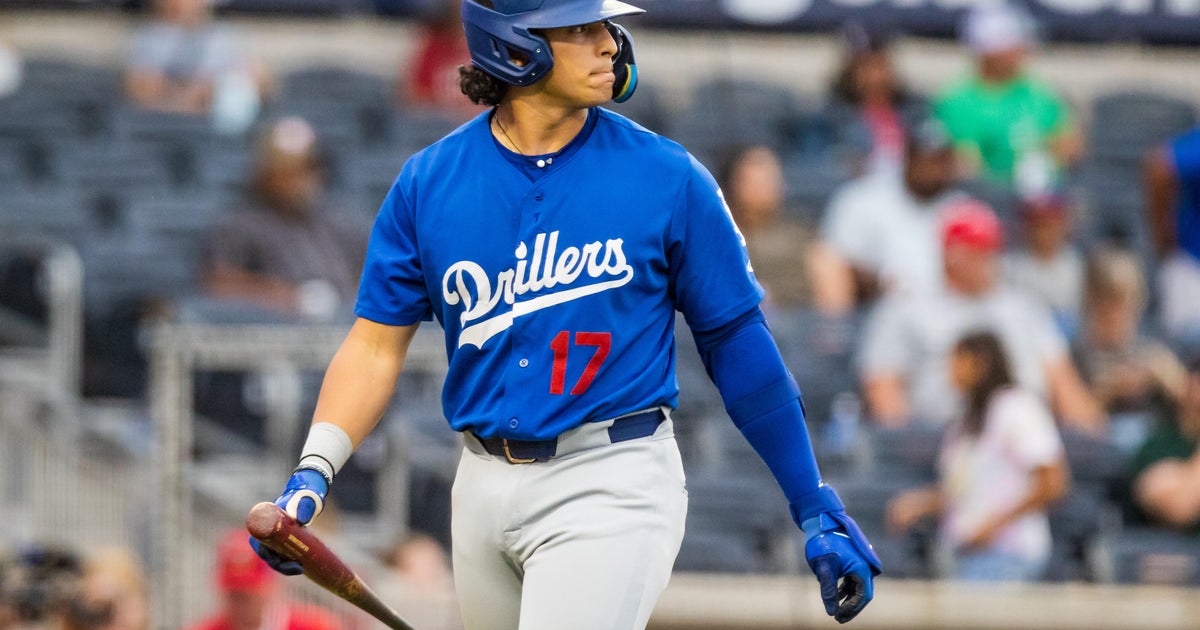 Dodgers acquire pitcher Jose Vasquez from Twins for catcher Diego ...