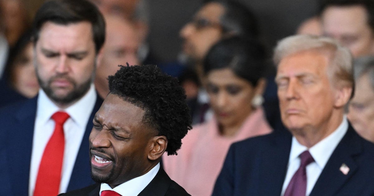 Trump inauguration benediction invokes U.S. faith in God - CBS News