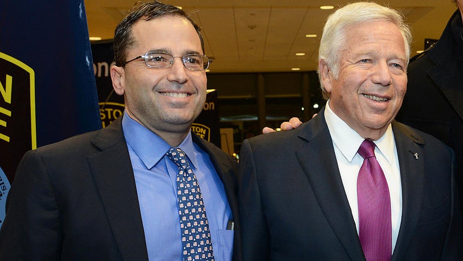 Josh Kraft To Run Against Boston Mayor Michelle Wu Cbs Boston