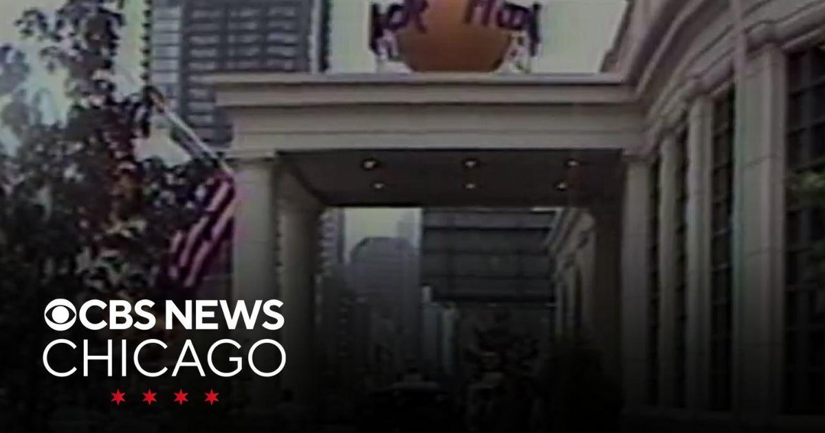 CBS Chicago Vault: Chicago Hard Rock Cafe opens in 1986 - CBS Chicago