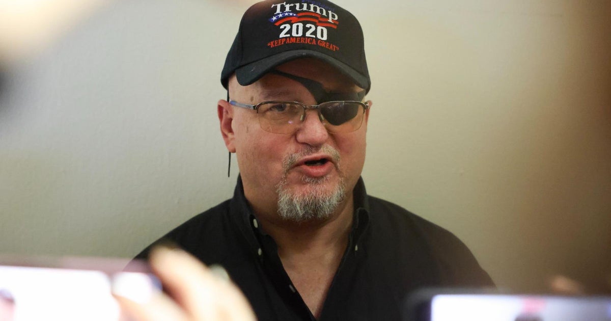 Judge warns Oath Keepers founder he is not allowed in D.C. without ...