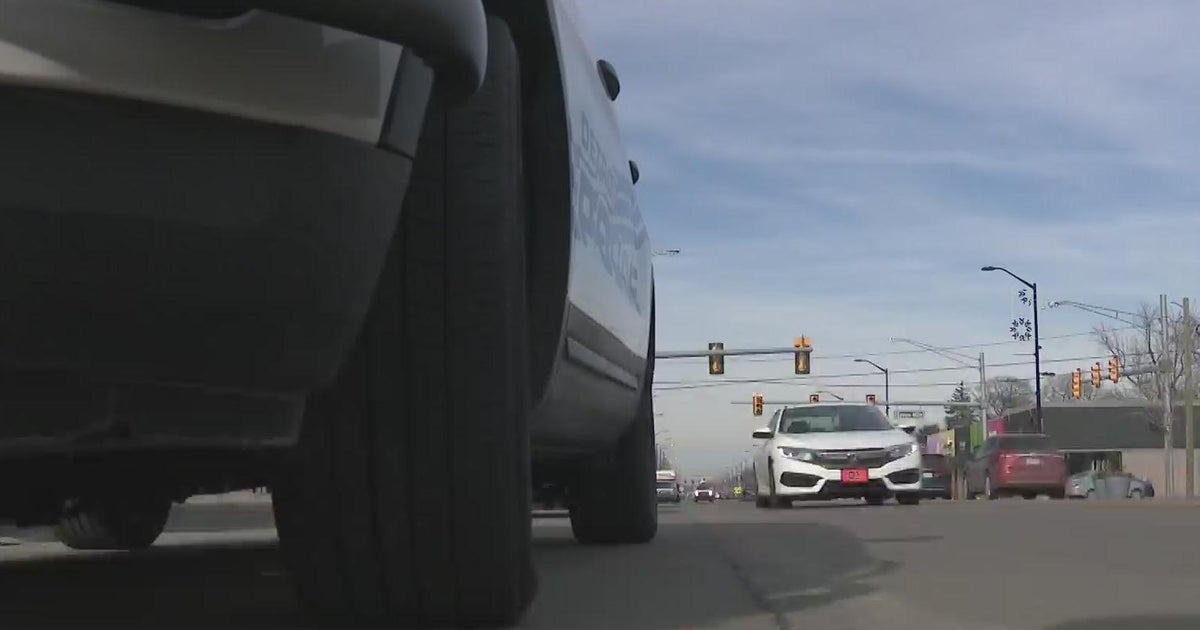 Police traffic blitz campaign begins Friday in Detroit - CBS Detroit