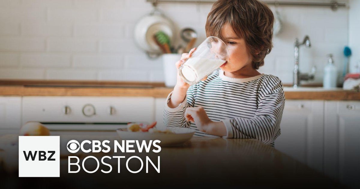 Water and cow's milk considered healthiest options for children under ...