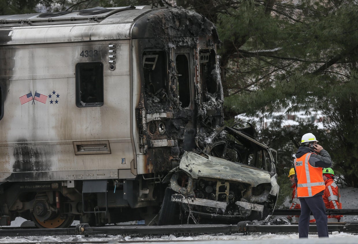Metro-North train crash survivor marks 10 years since disaster in ...