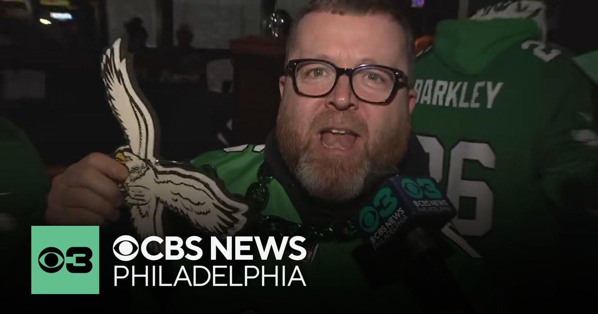 Eagles fans gather in South Philadelphia to cheer on the Birds in Super ...