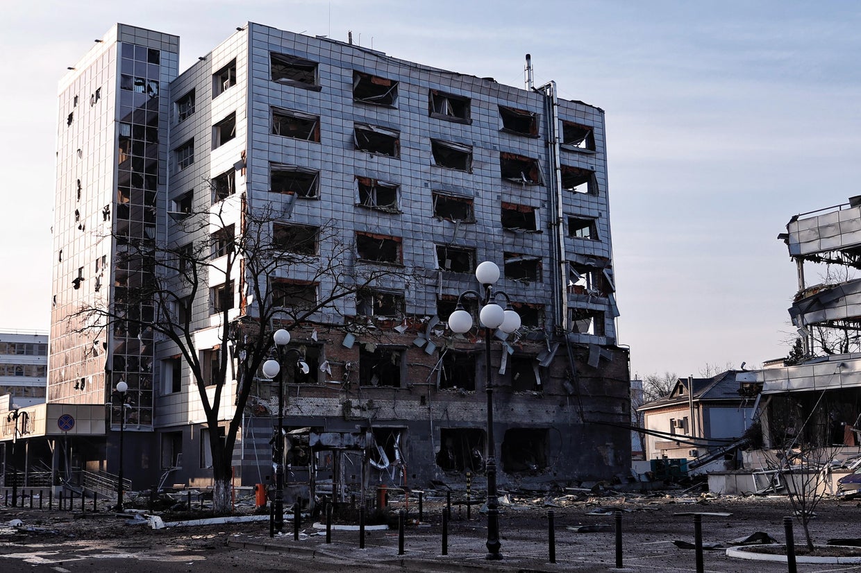 Russia launches deadly attack on Ukraine's capital Kyiv, rules out ...