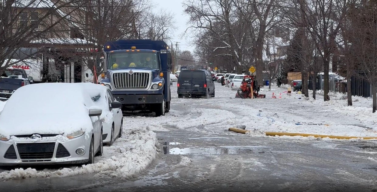 Water main break causes neighborhood flooding in southwest Detroit ...