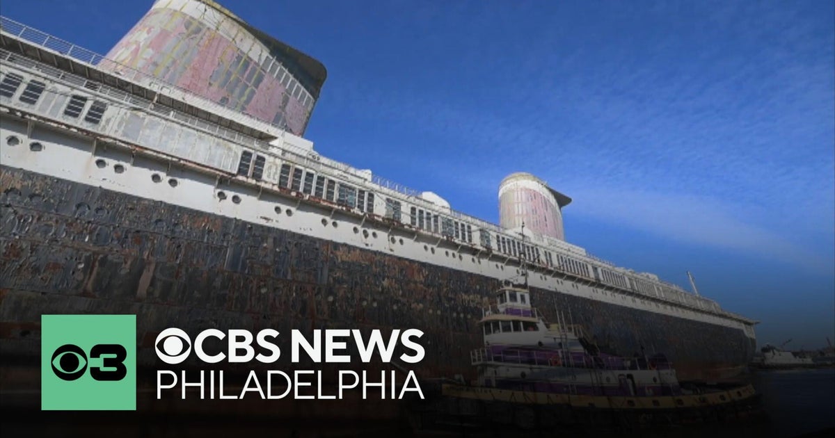 Massive SS United States ocean liner finally set to leave Philadelphia ...