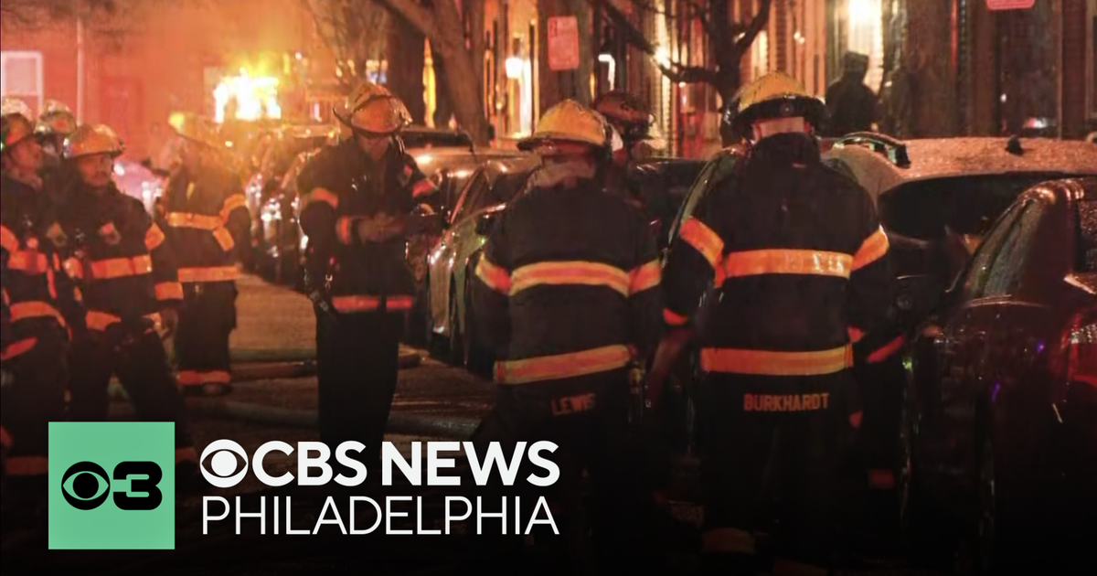 Woman killed in South Philadelphia rowhome fire - CBS Philadelphia