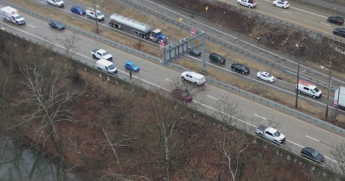 Allegheny County police investigating deadly pedestrian accident on Route 28 - CBS Pittsburgh