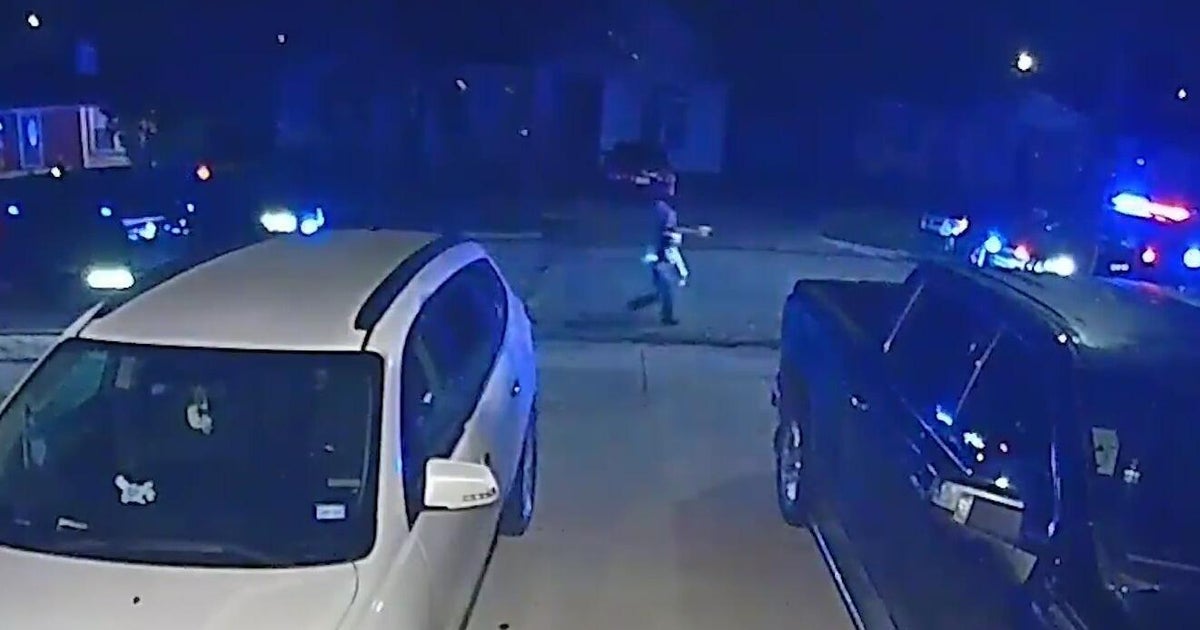 Doorbell cam video shows chaotic scene in Garland that left one officer ...