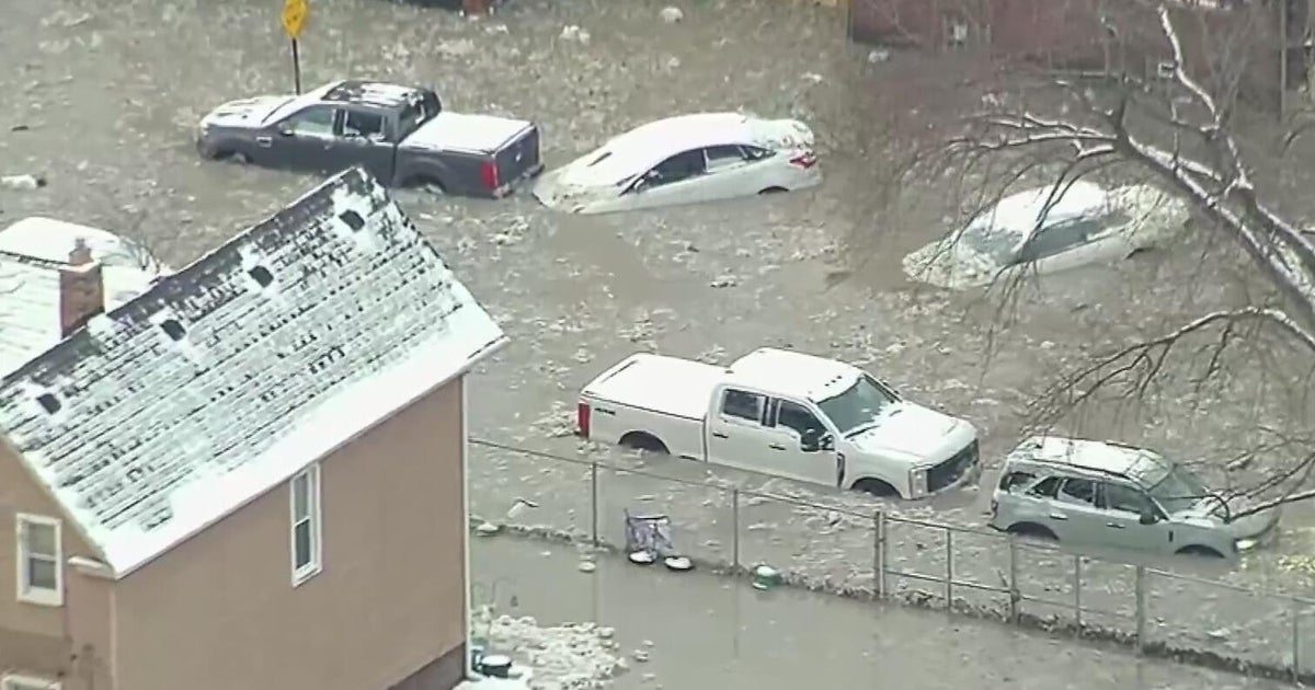 Recovery efforts continue after water main break in Southwest Detroit ...