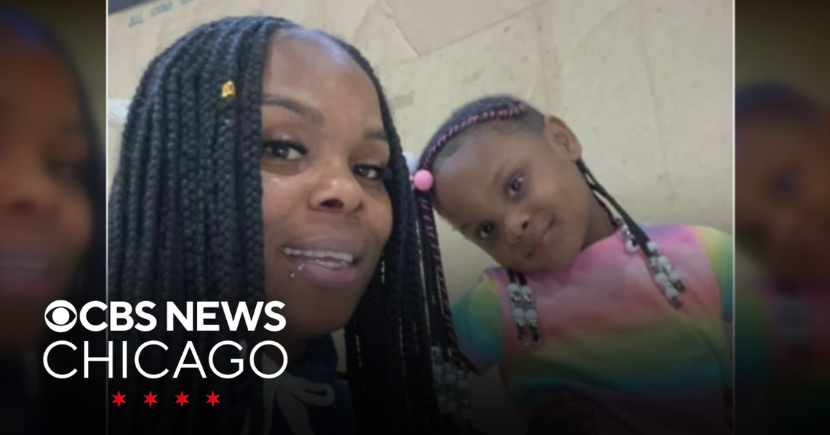 Family of missing pregnant Chicago woman pleads for new leads to find ...