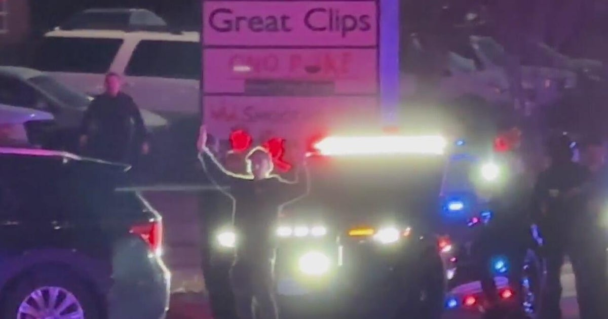 Homicide investigation, police chase ends with arrest in Hurst - CBS Texas