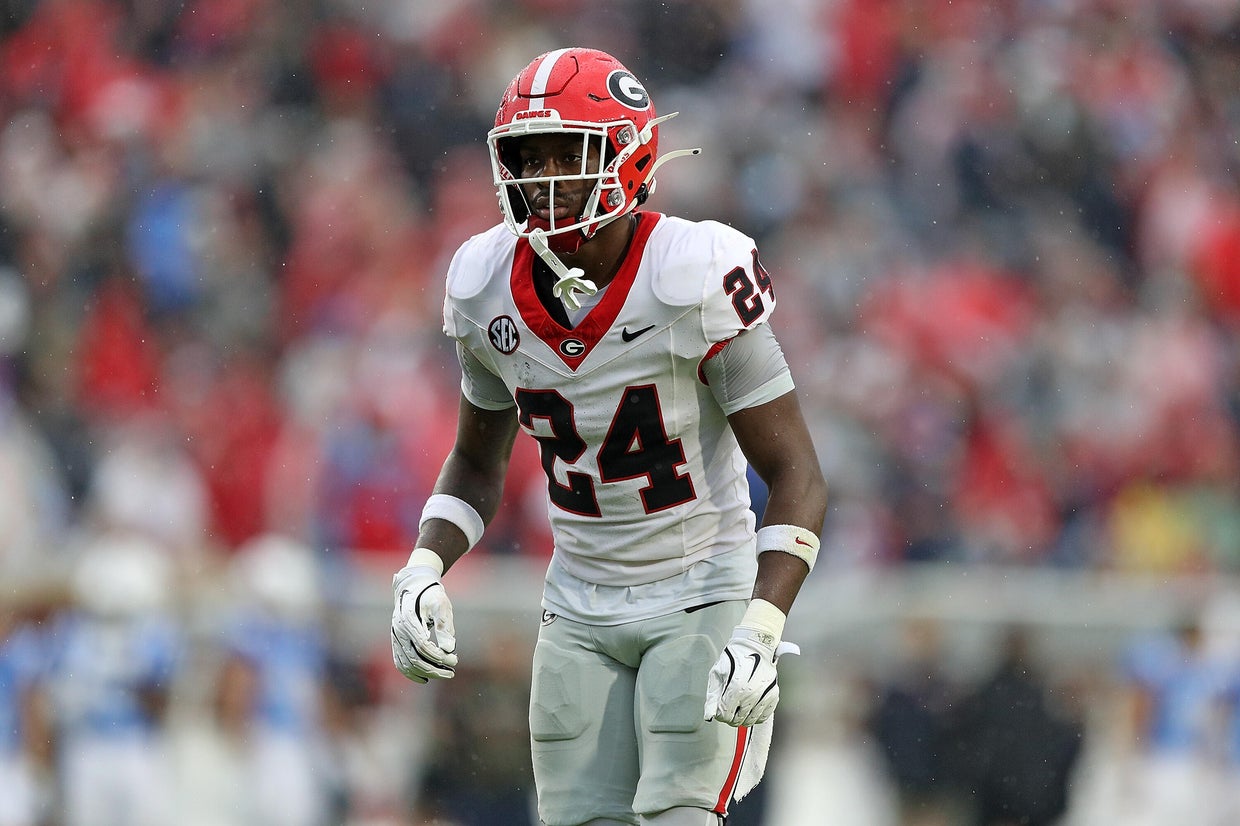Sign Justin Simmons? Draft Malaki Starks? Here are options to replace C ...