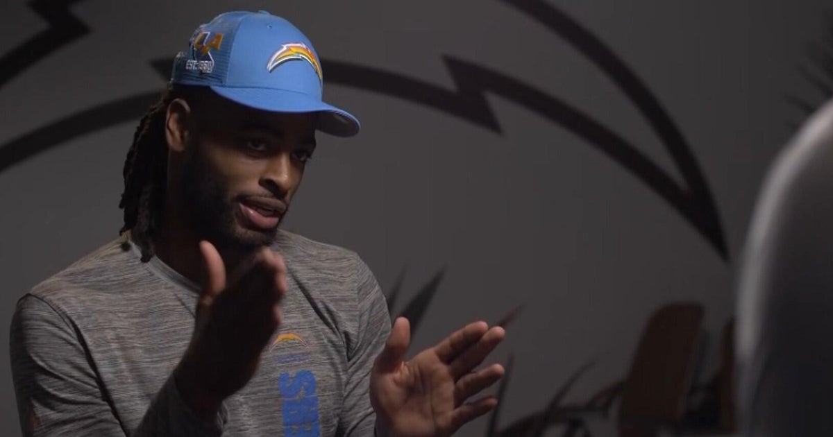 Najee Harris Sits Down with Chris Hayre - CBS Los Angeles