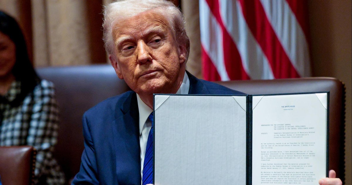 Trump signs executive order requiring proof of U.S. citizenship to vote ...