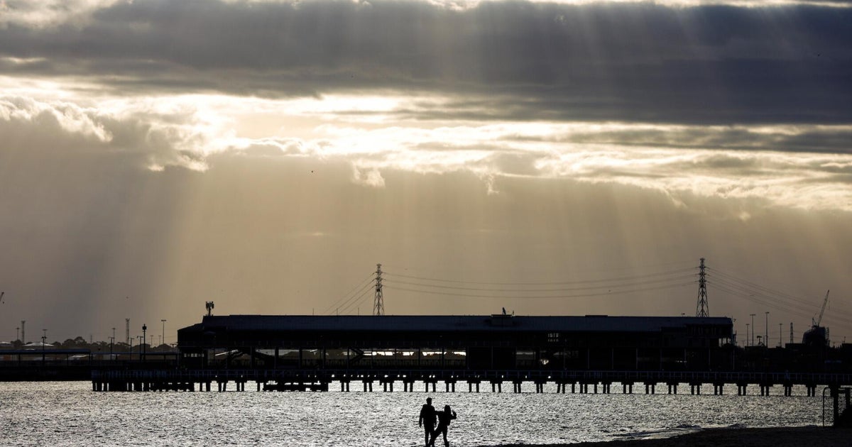 Breaking down the daylight saving time Senate hearing - CBS News